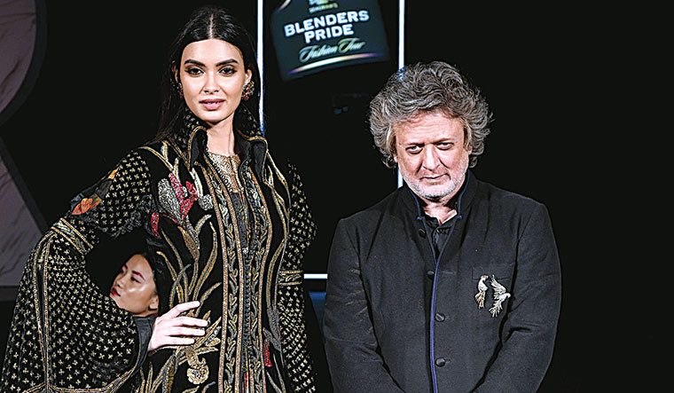 Designer Rohit Bal critically unwell, on ventilator support- The Week