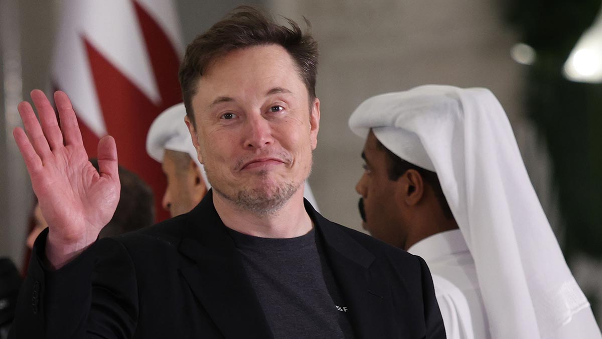 Will AI replace doctors? Elon Musk says medical school may soon be ...