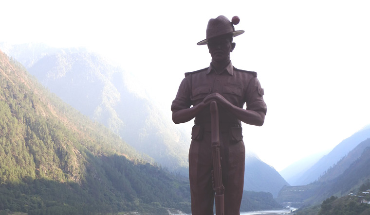 War of 1962: How Kumaoni, Sikh, Gorkha soldiers fought back valiantly ...