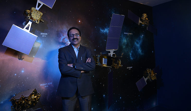 THE WEEK Man Of The Year: How ISRO chairman Somanath is empowering ...