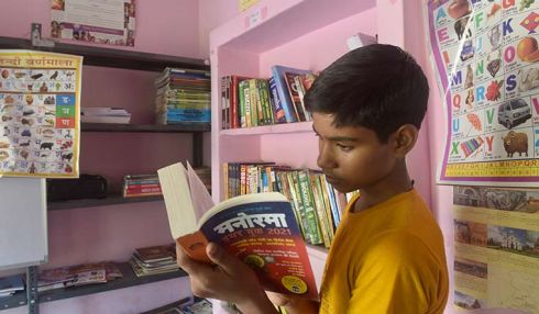 A Nottingham professor built a library in his village to make all kinds ...