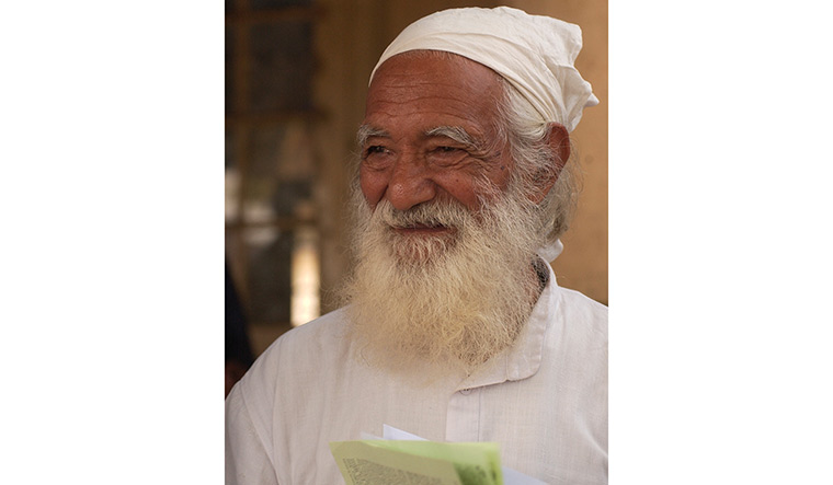 How Sundarlal Bahuguna became the pioneering tree-hugger- The Week