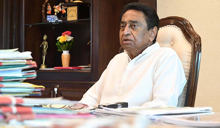 Kamal Nath government on brink of collapse as SC orders floor test for ...