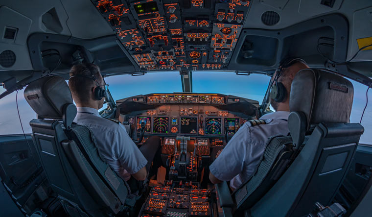 SpiceJet hikes salary of section of pilots after getting central funds ...