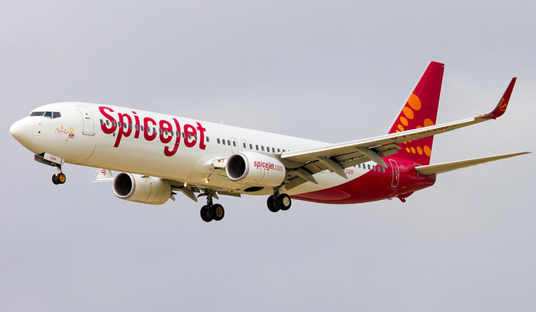 Over 100 pilots among 500 Jet Airways staff hired by SpiceJet- The Week
