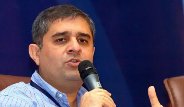 Axis Bank appoints Amitabh Chaudhry as MD & CEO- The Week