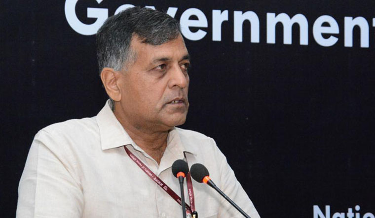 'Dissenter' Election Commissioner Lavasa's son faces ED probe for FEMA ...