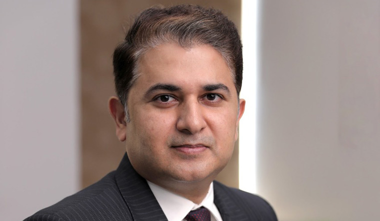Dr Parag Telang Brings Latest Cosmetic Surgeries to the UAE- The Week