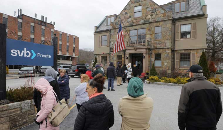 SVB collapse: Bank stocks across the world plunge despite Biden's ...