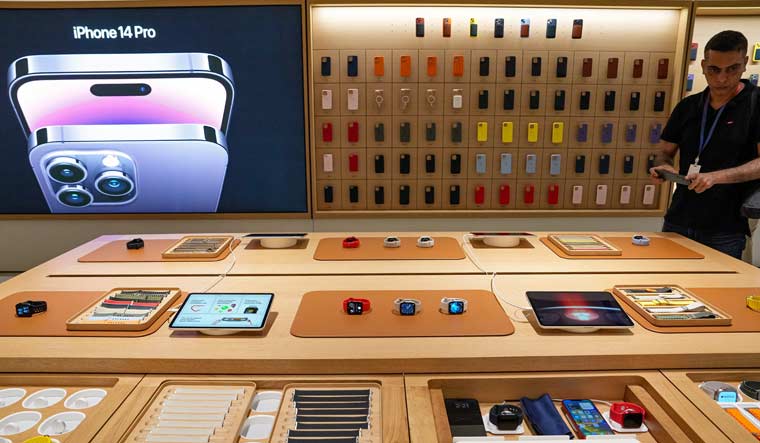 Apple opens first store in Delhi; CEO Tim Cook welcomes customers- The Week