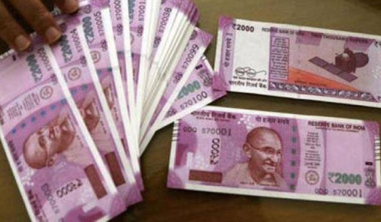 What should you to if you have Rs 2000 currency notes with you- The Week