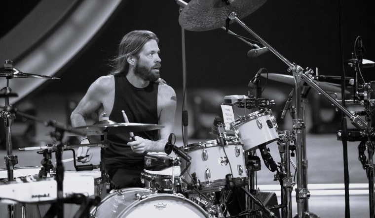 Foo Fighters drummer Taylor Hawkins dies, cause of death not revealed ...