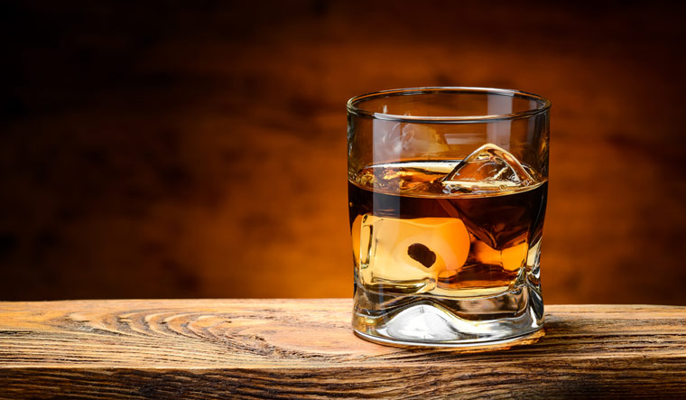 Artificial 'tongue' can spot a fake whisky - The Week
