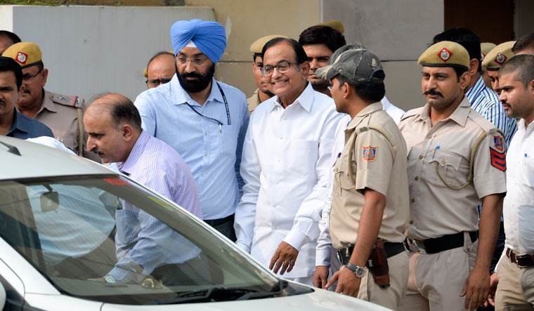 INX Media case: HC asks Chidambaram to file affidavit on source of govt ...