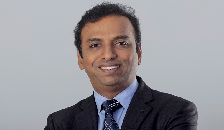 Dr Raj V Nagarkar: 1st Robotic surgeon in the world to perform 400 ...