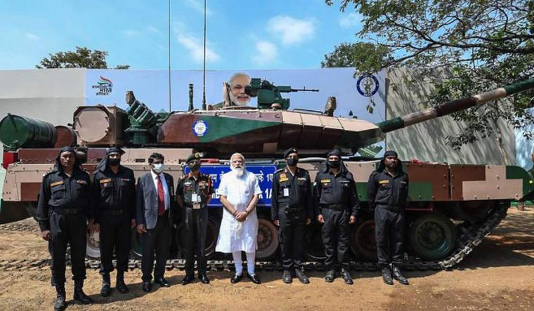 MoD approves acquisition 118 'improved' Arjun Mark-1A tanks for Army ...