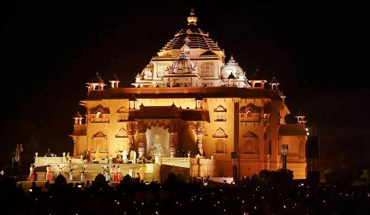 Akshardham attack's 'prime conspirator' held in Jammu and Kashmir by ...