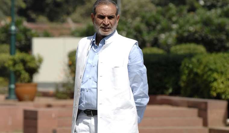 1984 anti-Sikh riots case: Sajjan Kumar likely to surrender later in ...