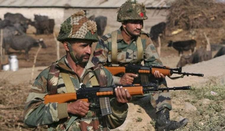Modi govt approves purchase of 73,000 US-made assault rifles for Army ...