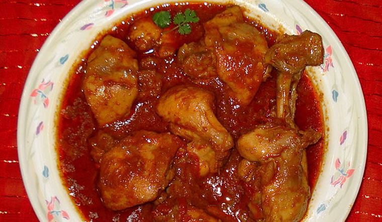 Kolkata: Rotten meat scam leaves restaurants cautious, customers ...