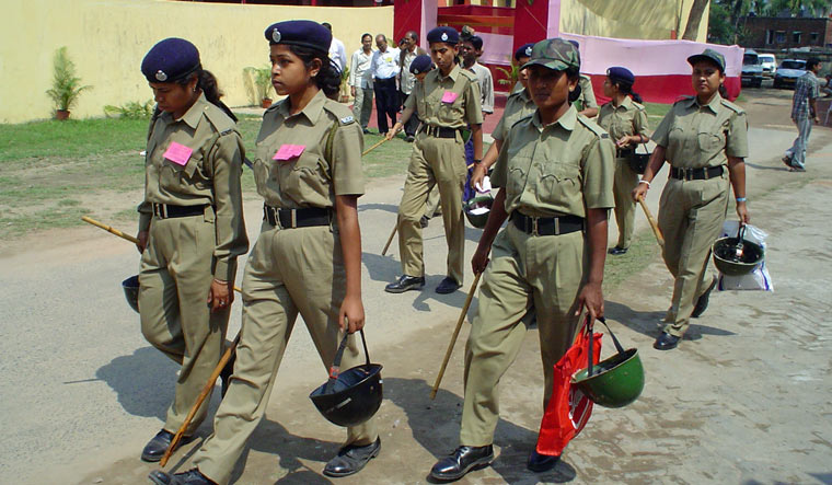 All-women police teams to be launched in 8 major cities- The Week