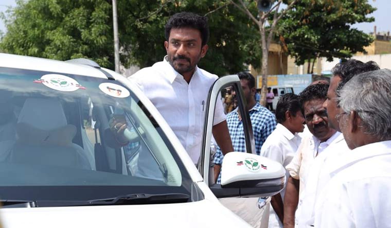 Will AIADMK get a Union minister in Panneerselvam's son?- The Week