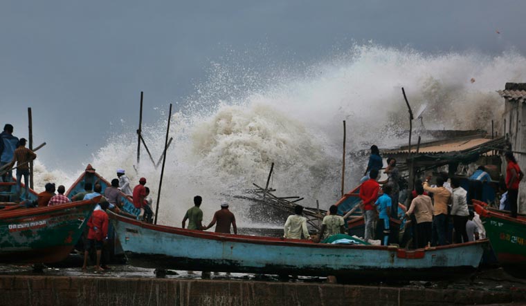 Cyclone Vayu changes course, moves away from Gujarat- The Week