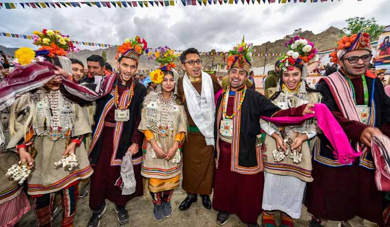 Ladakh leaders urge Centre for tribal-area status to protect land ...