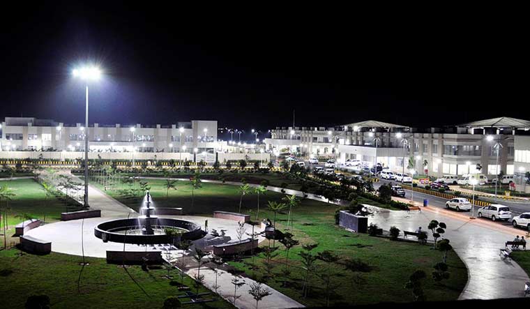 Andhra secretariat to be moved as prelude to a big decision on capital ...