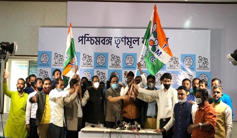 Setback to Owaisi in Bengal as 20 AIMIM leaders join TMC- The Week