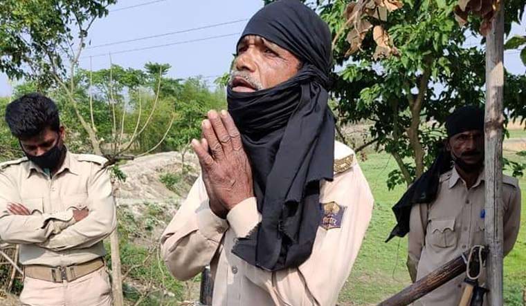WATCH: Bihar policeman made to do sit-ups for stopping bureaucrat's ...