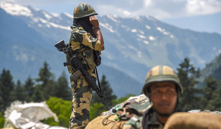 Border infrastructure on Pakistani side worries Indian security forces ...