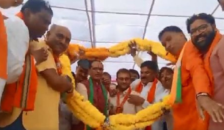 Another MP Congress MLA joins BJP ahead of bypolls; 27th to jump ship ...