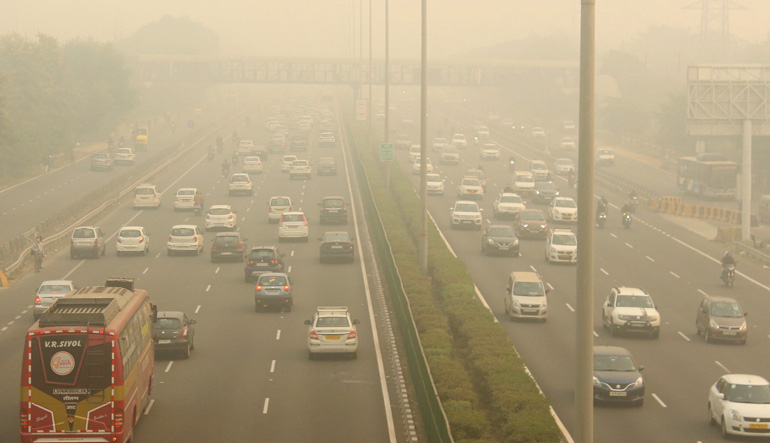 Smog tightens grip on Delhi-NCR; AQI season's worst at 471- The Week