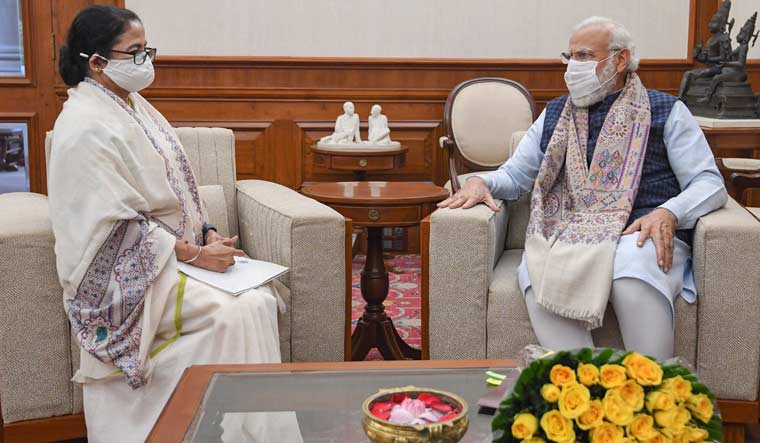 Mamata meets PM Modi, raises issue of BSF's territorial jurisdiction ...