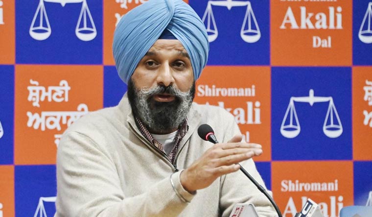Akali leader Majithia booked in drugs case; Sidhu calls it 'first step ...