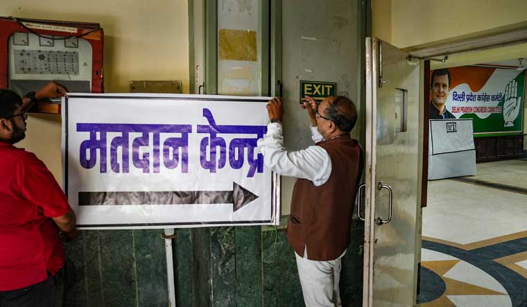 Kharge vs Tharoor: Voting for Congress president polls begins- The Week