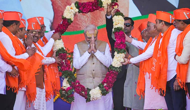 PM Modi slams Congress over Medha Patkar joining Bharat Jodo Yatra- The ...