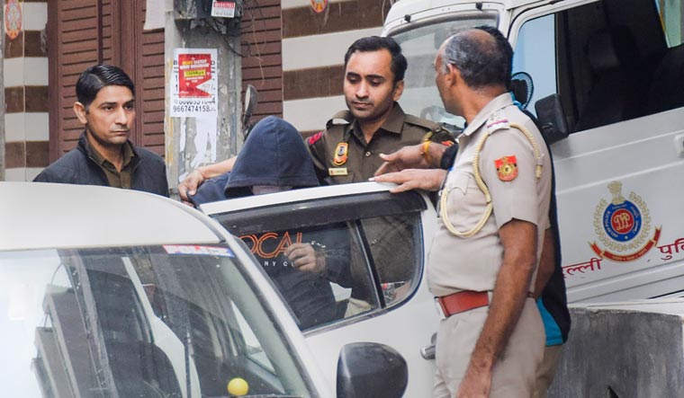 Shraddha murder: Process for Aftab's polygraph test begins; cops find ...