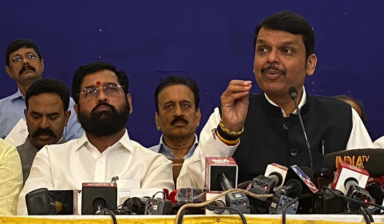 Twist in the tale as Devendra Fadnavis becomes deputy chief minister ...