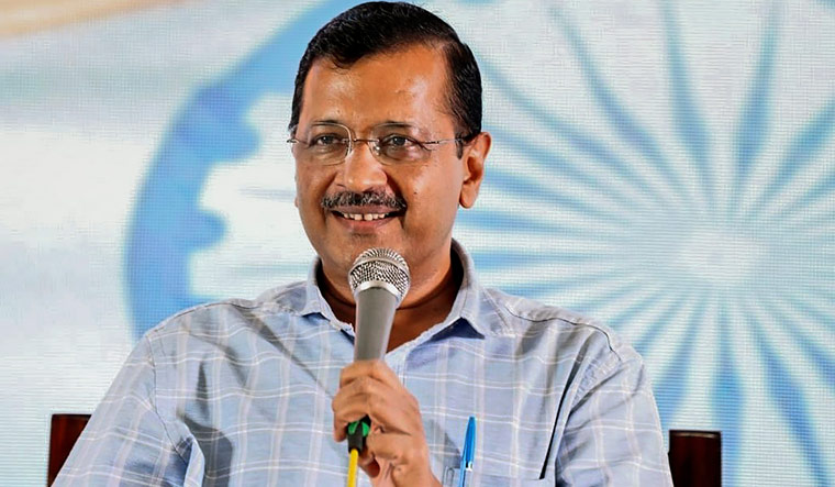 'Retweeting libelous content amounts to defamation': Delhi HC upholds ...