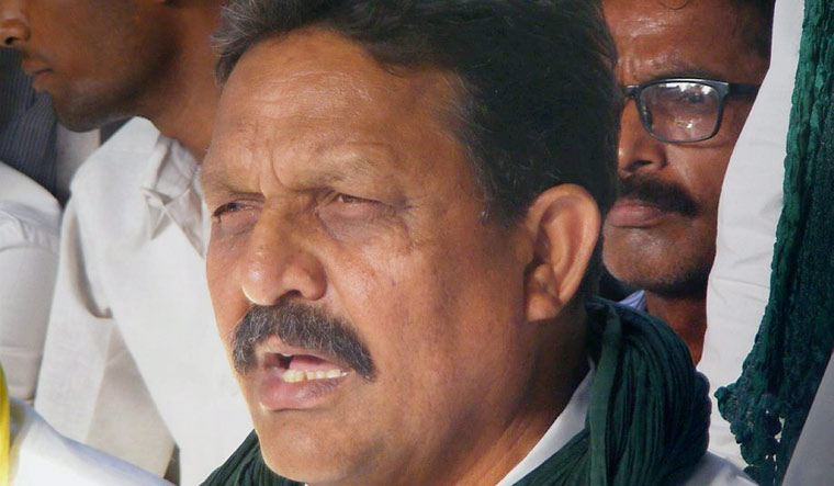 Afzal Ansari disqualified as MP after being sentenced to 4-yr jail in ...