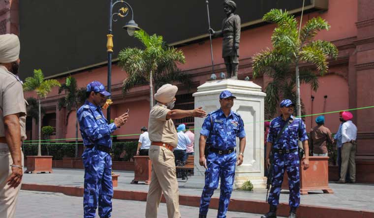 Low-intensity explosion near Golden Temple; five suspects arrested- The Week