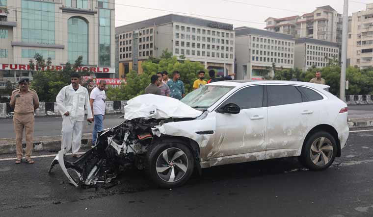 Ahmedabad accident: Gujarat police get custody of Tathya Patel till ...