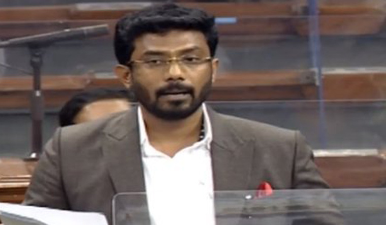 Madras HC declares OPS’s son Ravindranath Kumar’s Lok Sabha victory ...