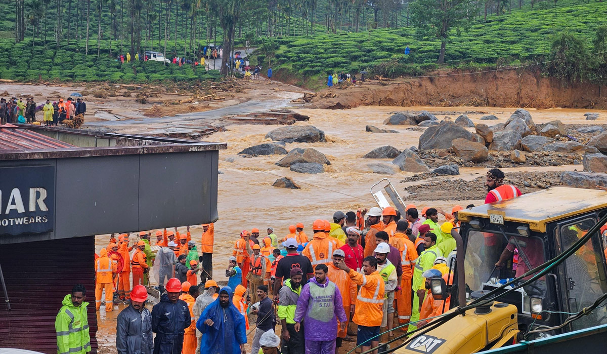 Wayanad landslides: Rescuers race against time to find survivors; toll ...