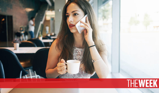 Tips to ensure safety while using your cellphone