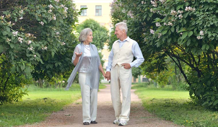 Brain volume decline in older people tied to social isolation, study ...