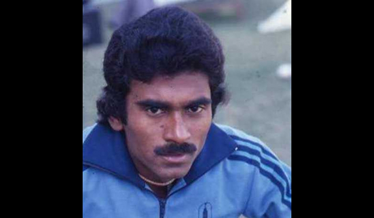 Upset with govt, hockey legend Mohammed Shahid's wife to return awards ...