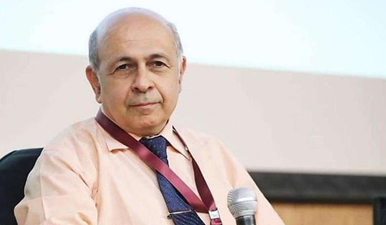 Veteran football commentator Novy Kapadia dies after prolonged illness ...